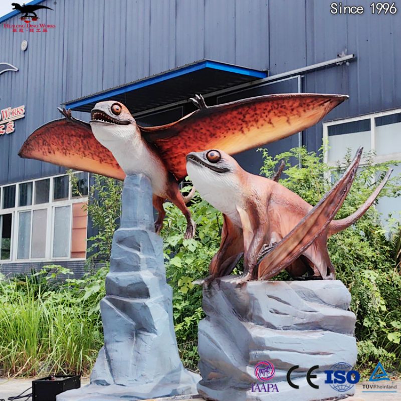 High Quality Realistic Animatronic Sinomacrops Standing On The Rockery ...